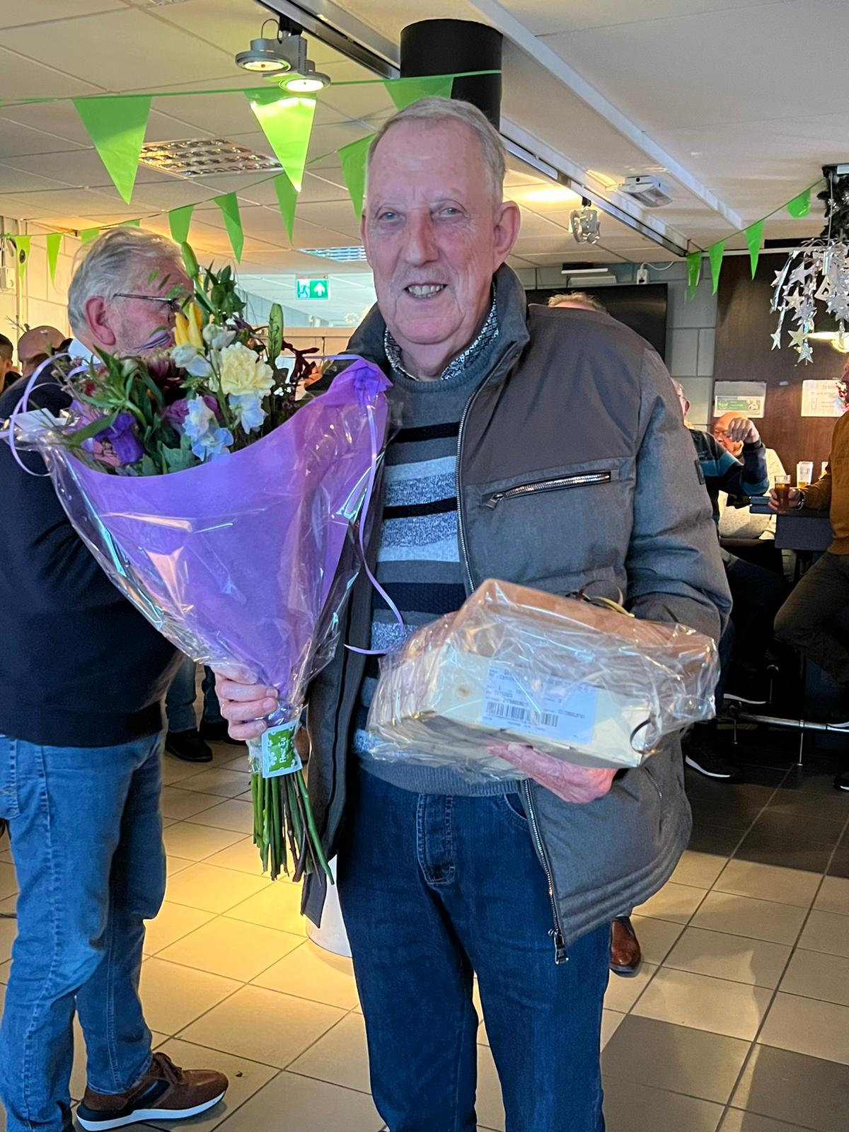 Spijkenisse staat stil bij 2023, kijkt vooruit naar 2024 en huldigt haar jubilarissen en ...